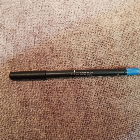 Doucce | Makeup | Doucce Ultra Precision Eyeliner In Blue | Poshmark